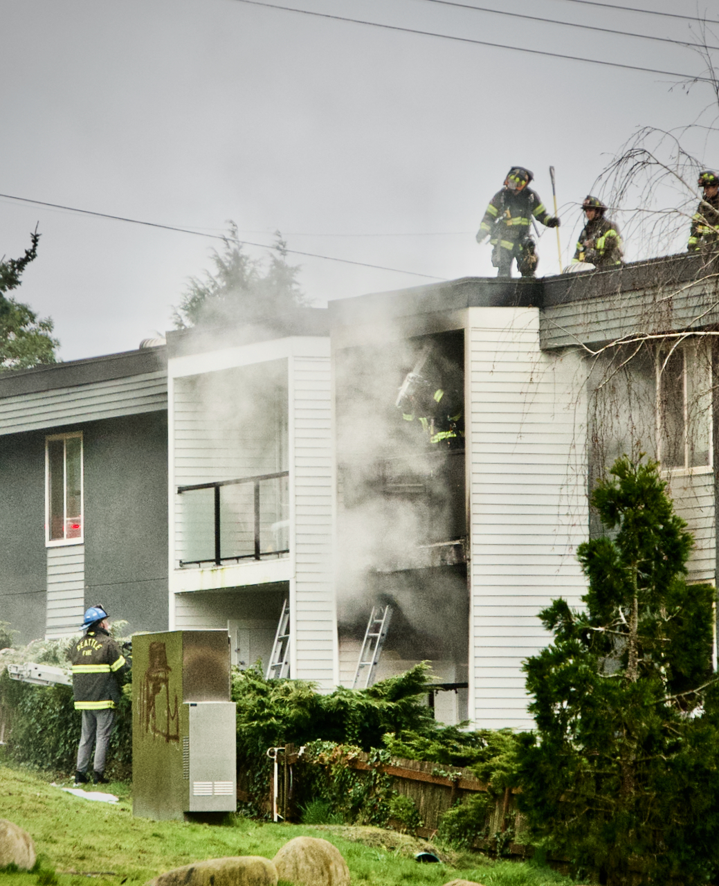 Apartment fire on Barton Street injures two, three others treated at ...